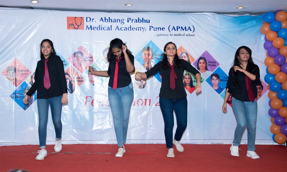 Top 10 NEET Coaching Institutes In Pune - Dr. Abhang Prabhu Medical Academy