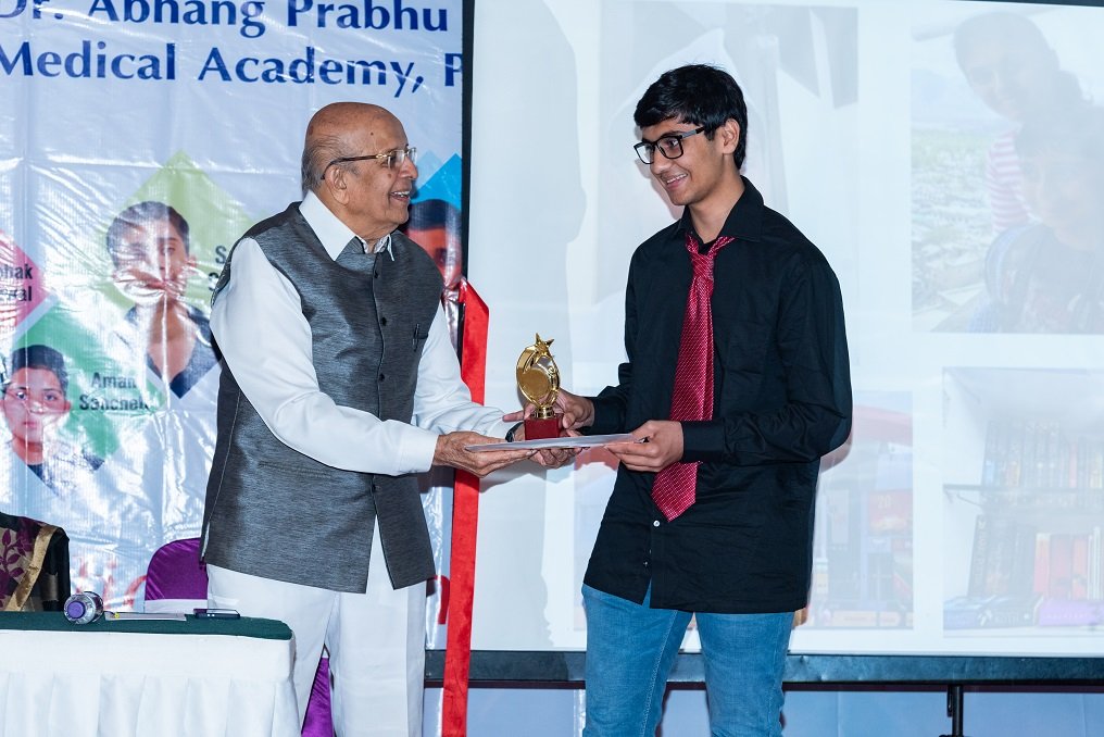 Top 10 NEET Coaching Institutes In Pune - Dr. Abhang Prabhu Medical Academy